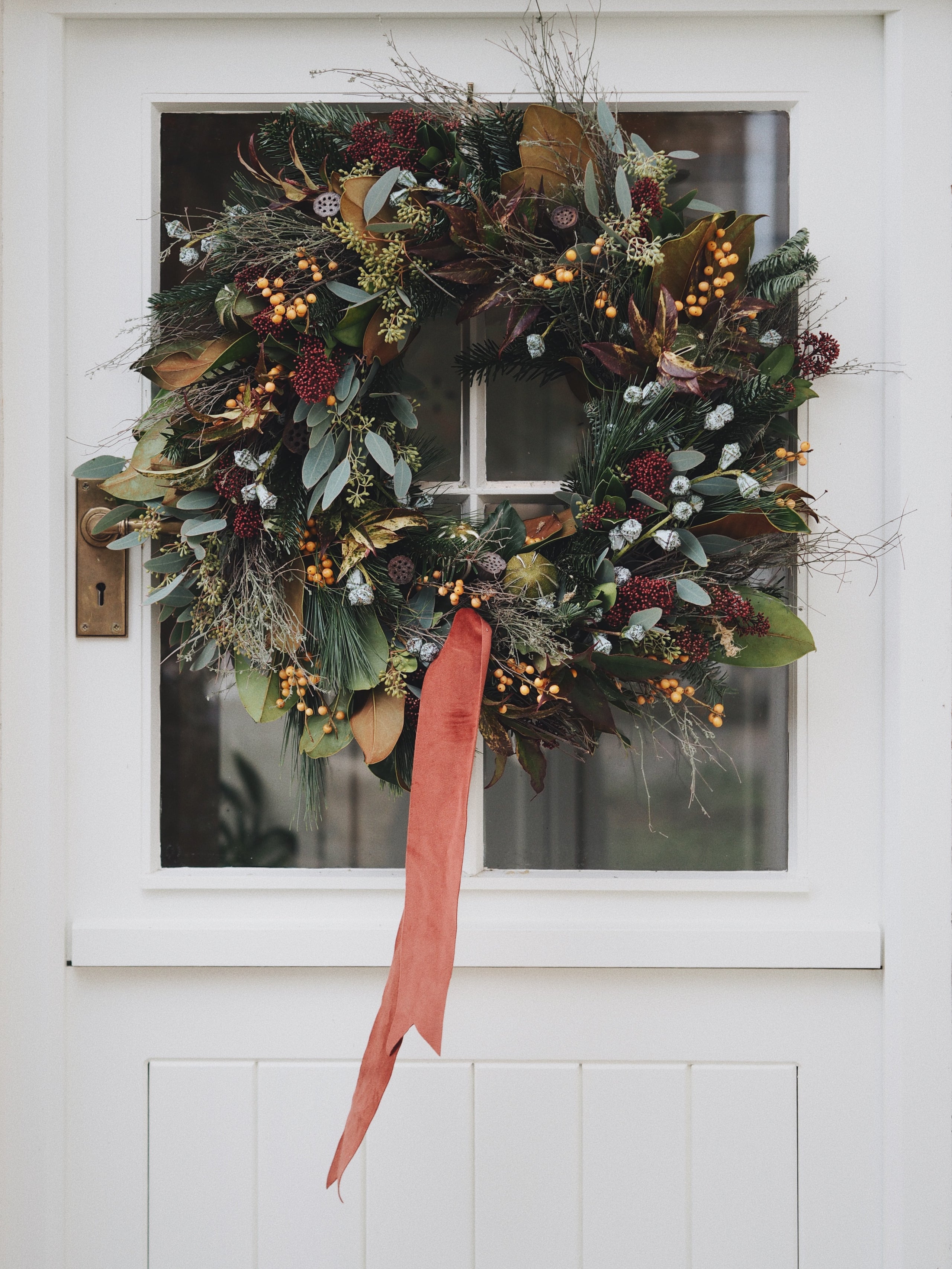 The Magnolia Wreath - LOCAL & COLLECTION | BRAMBLE & WILD